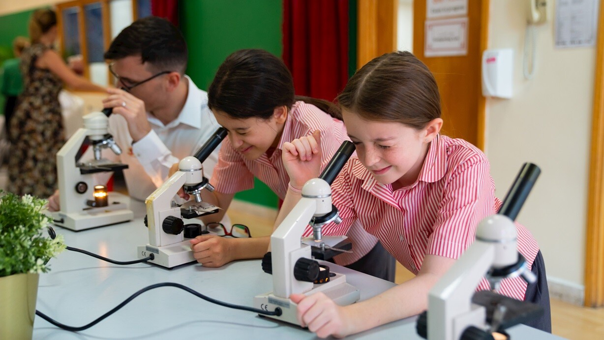 DESS Academic City - Key Stage 2